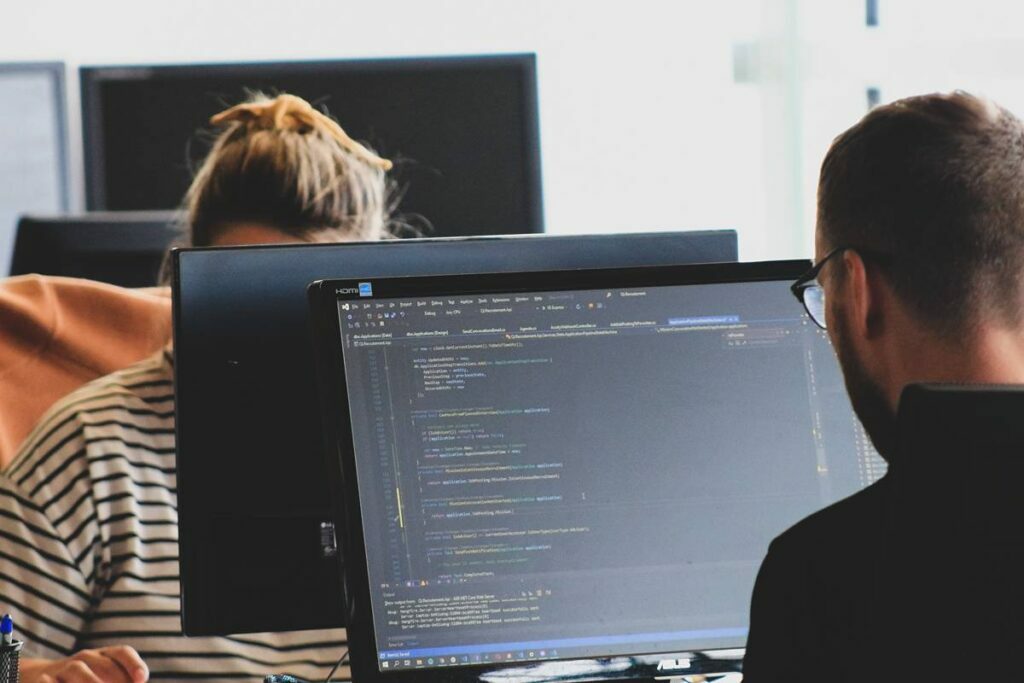 Ways to get a Job As a Computer Designer - Doing Your Preliminary ...